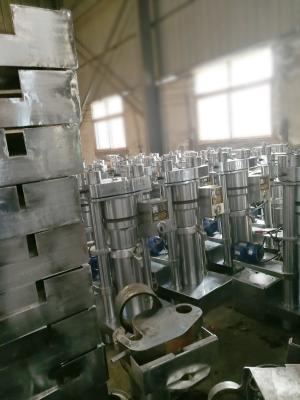 China Sesame Silver Small Scale Oil Extraction Machine High Oil Output for sale