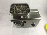 China Small Size Mini Home Oil Press Machine Screw Type With High Efficiency for sale