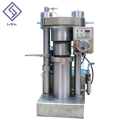 Cina Rendimento elevato del sesamo di estrazione dell'olio della macchina di mini dell'olio tensione fredda di Presser 380V in vendita