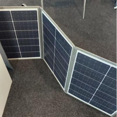 China Outdoor Portable 3 Fold Solar PV Panel 105W with MC4 Connector Mono Cells for Distributors and OEM Orders for sale