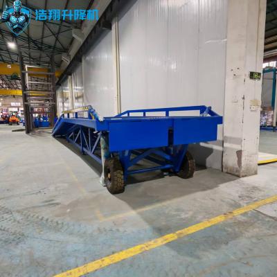 China Rampas de doca manuais de 10 metros Solução de carga versátil de carga pesada à venda