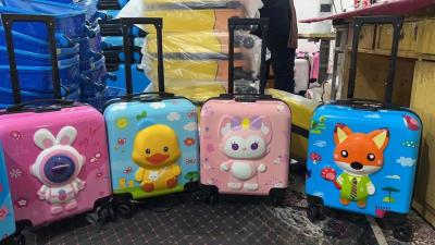 中国 Factory Outlet 18 Inch 360 Degree Spinner Wheels Kids Luggage Travel Suitcases For Children 販売のため
