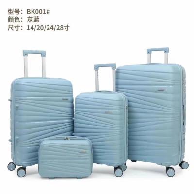 Cina Customized 360 Degree Wheels Trunk 4 piece PP Luggae Case Combination Lock Suitcase Sets in vendita