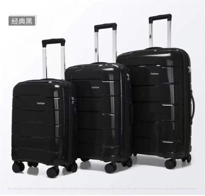 Cina PP Material Explosion-Proof Zipper Suitcase 20 24 28 Three-Piece Suitcase Universal Wheel Password Boarding Trolley Box in vendita