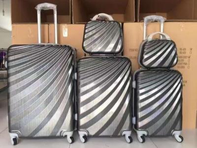 Cina Premium New Design Abs Suitcase Luggage Travel Spinner Wheel Luggage Set Custom Brand Travelling Suit Case Luggage Sets in vendita