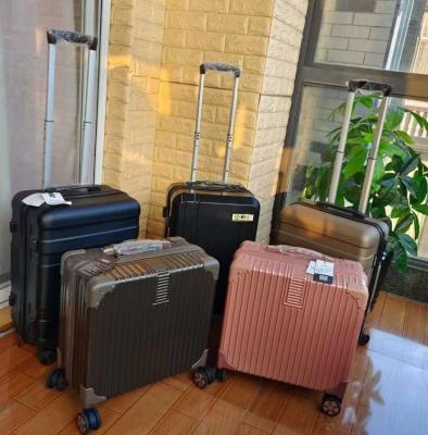 中国 New Designer Luggage Good Quality Scratch Proof Trolley Suitcase Business Computer Luggage Aluminum Frame Suitcase 販売のため