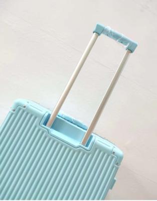 Cina Classical Style High Quality Vintage ABS Trolley Bag Suitcase Hot Sale Customization 20 22 24 26 Inch Durable Flight in vendita