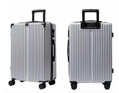 Cina Large Capacity Wholesale Product Trolley Case With Spinner Wheels With Password Lock Luggage Suitcase For Travel in vendita