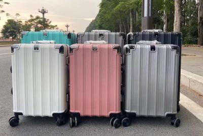 Cina 20 Inch Custom Logo Durable ABS & PP Hard Shell Travel Suitcases Sets 3 Piece Luggage Suitcase in vendita