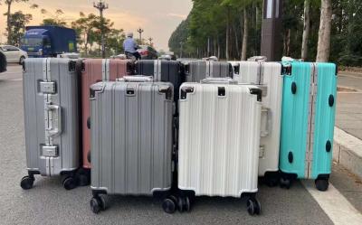 Cina 20 Inch Custom Logo Durable ABS & PP Hard Shell Travel Suitcases Sets 3 Piece Luggage Suitcase in vendita
