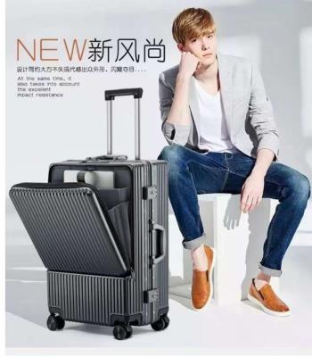 中国 Spinner Trolley For Luggage With TSA Locks Black, Dark Green, Red, Carry-On 20-Lnch, PC Hardside Suitcase With Front Poc 販売のため