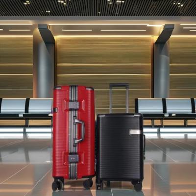 China 2024 Unisex Luxury Aluminum Frame Trolley Luggage Hot Selling Carry-On Travel Bag TSA Lock Spinner Caster PC Material Suitcase for sale