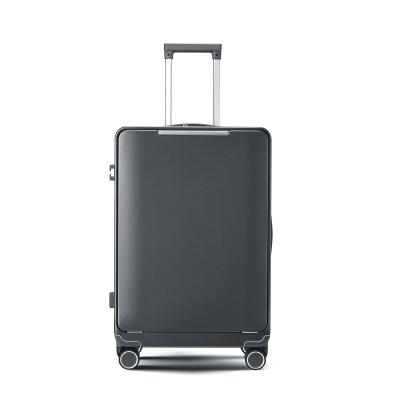 China Large Capacity PC Luggage Trolley Luggage Bag Black 360deg Wheel Tsa Lock Trolley Bags for sale