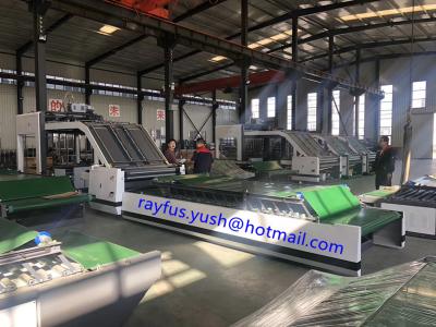 China Máquina del laminador de la flauta de la alta precisión/hoja acanalada automática que pega la máquina en venta