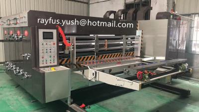 Cina Stampatrice ad alta velocità di Flexo per l'alimentazione ondulata del margine anteriore del cartone in vendita