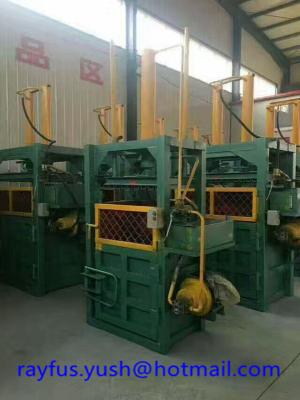 Cina Pressa per balle portatile del cartone cilindro singolo/di Mini Cardboard Baler Machine mobile in vendita