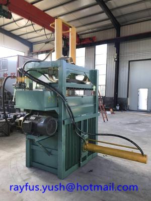 Cina La macchina idraulica della pressa per balle del cilindro doppio elimina per il cartone ondulato del contenitore residuo di cartone in vendita