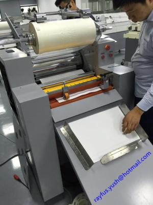 China Geen de Machine van de de Fluitlamineerder van de Lijmfilm/Document de Machine Gemakkelijke Verrichting van de Bladlaminering Te koop