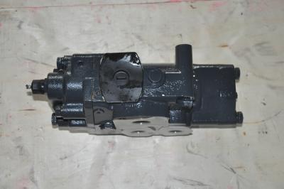 中国 Liugong Clg862の車輪の積込み機のエンジン部分12c0123は増幅弁流れる 販売のため