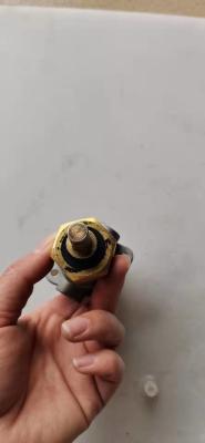 中国 13C0025 緊急ブレーキバルブア​​センブリホイールローダーハンドブレーキバルブ 販売のため