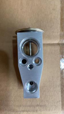 Cina 49C3515 Valvola di espansione Valvola di regolazione dell'acceleratore della ruota caricatrice in vendita