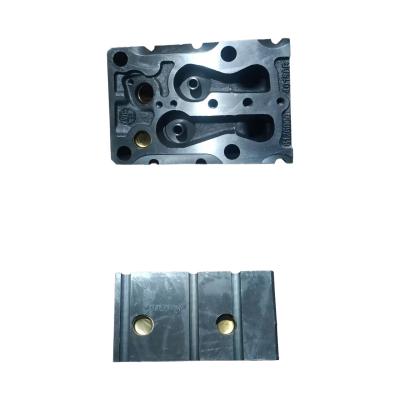 China Weichai 61560040040A Cylinder Head For HOWO 336、371 Track Spare Parts for sale