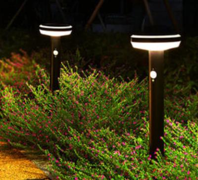 China Modern Minimalist 1200mah Solar Powered Lawn Light Outdoor for sale
