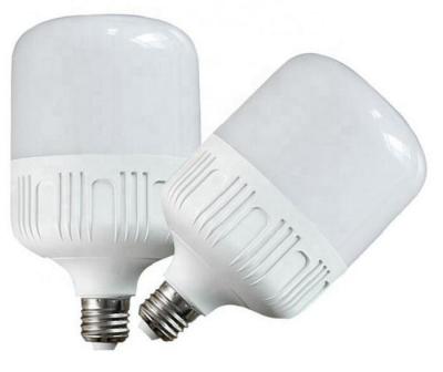 Cina E27 T bianco caldo ha modellato la lampadina in vendita