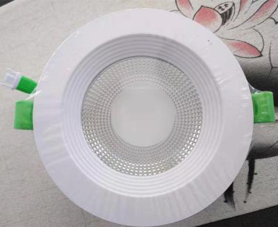 Cina PANNOCCHIA 7W/15W/20W/30W giù luce con due colori per uso della famiglia in vendita