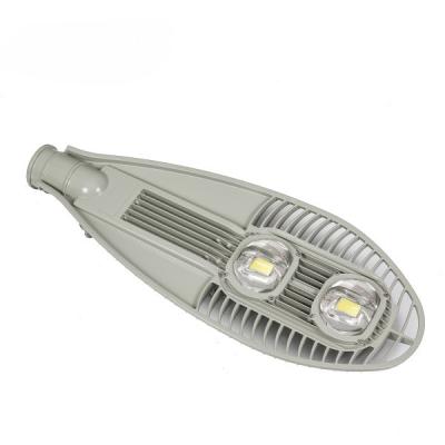 Cina Quadrato LED all'aperto palo 120W leggero, alloggio caldo dell'alluminio dell'iluminazione pubblica bianca in vendita