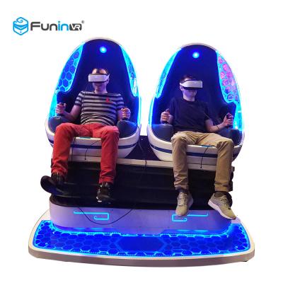 VR 유리를 가진 파란 9D 가상 현실 영화관 시뮬레이터 VR 상호 작용하는 게임 기계