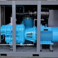 China Industrial Two Stage Screw Air Compressor Variable Speed for sale