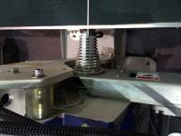 China Complex Vacuum Table Type Oscillating Blade Contour Cutter For Flexible Foam for sale