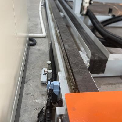 中国 Cnc マシン ポリウレタン 高速水平泡切断機 スポンジシート 販売のため