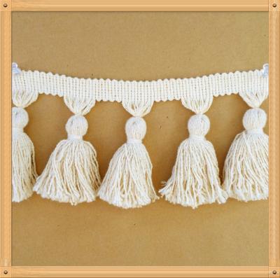China Handmade OEM cotton pompom lace trimmings tassels fringes for curtain decoration for sale