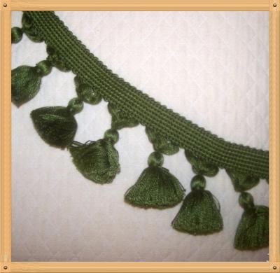China Handmade OEM cotton pompom lace trimmings tassels fringes for curtain decoration for sale