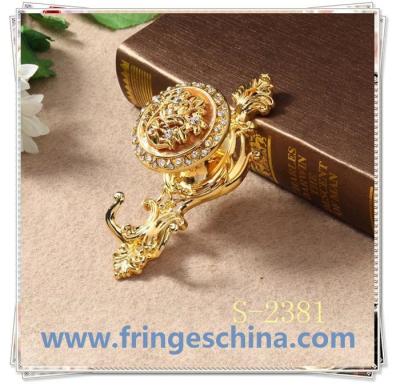 China High quality classical customized metal curtain hooks for home decorations for sale