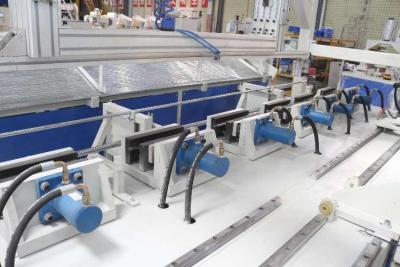 중국 최첨단 기계로 철근 랙 제조에 혁명을 일으켜라 판매용