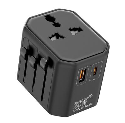 Cina 2025 LX Brand Global Travel GaN Potenza doppia porta USB A USBC Adapter 20W caricabatterie internazionali in vendita