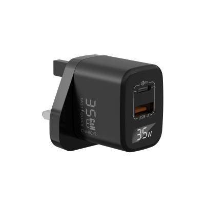 China 35W GaN Fast Charging USB C Charger Block With Digital Display for sale
