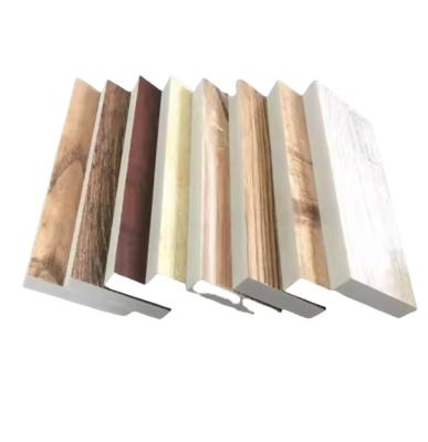 China Decoración interior moderna de tablero de espuma de PVC con aspecto de mármol para baño en venta