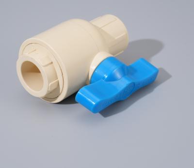 China CPVC Plastic Ball Valve for Industrial Energy Saving Water Circulation Systems for sale
