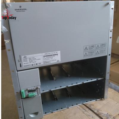 中国 エマーソンNetSureは701 A41-S8 4つのR48-2900U力モジュールが付いている力48V 200Aの通信電源システムを埋め込んだ 販売のため