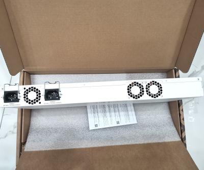 中国 MikroTik CCR1016-12G 16中心によってワイヤーで縛られる全ギガビットの電気通信のスマートなルーターROS L6の承認のルーター 販売のため