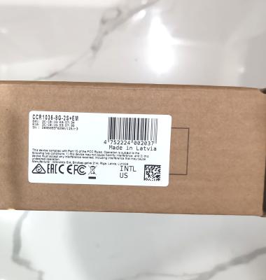 Chine 240V Mikrotik Routerboard CCR1036-8G-2S+EM Gigabit Ethernet met en communication le routeur d'entreprise à vendre