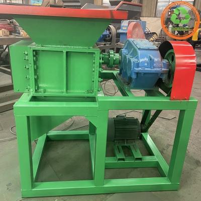 Cina 1380*800*1400mm Trinciatore a doppio albero per una gestione conveniente in vendita