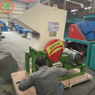 Cina 800kg/h Capacità 22kW Potenza 3cm Nylon PP tessuto sacchetto di plastica tubo tubo barile trituratore in vendita