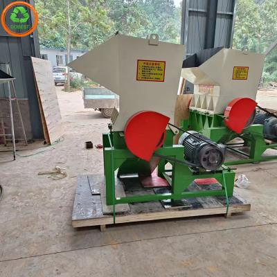Cina Spessore del coltello da 1 cm a 5 cm Macchina di frantumazione di plastica forte per il riciclaggio in vendita