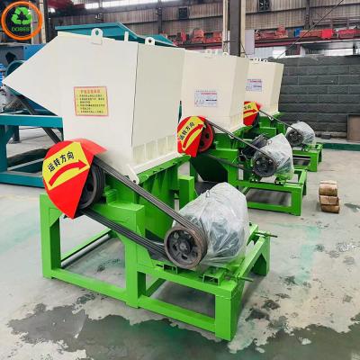 China Multifunktionsmaschine für die Zerschlagung von Kunststoffflaschen mit einer Produktionskapazität von 500 bis 800 kg/h zu verkaufen