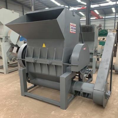 China 200-5000kg/h Pet Bottle Plastic Recycling Crusher Machine for Pipe Recycle and Output for sale